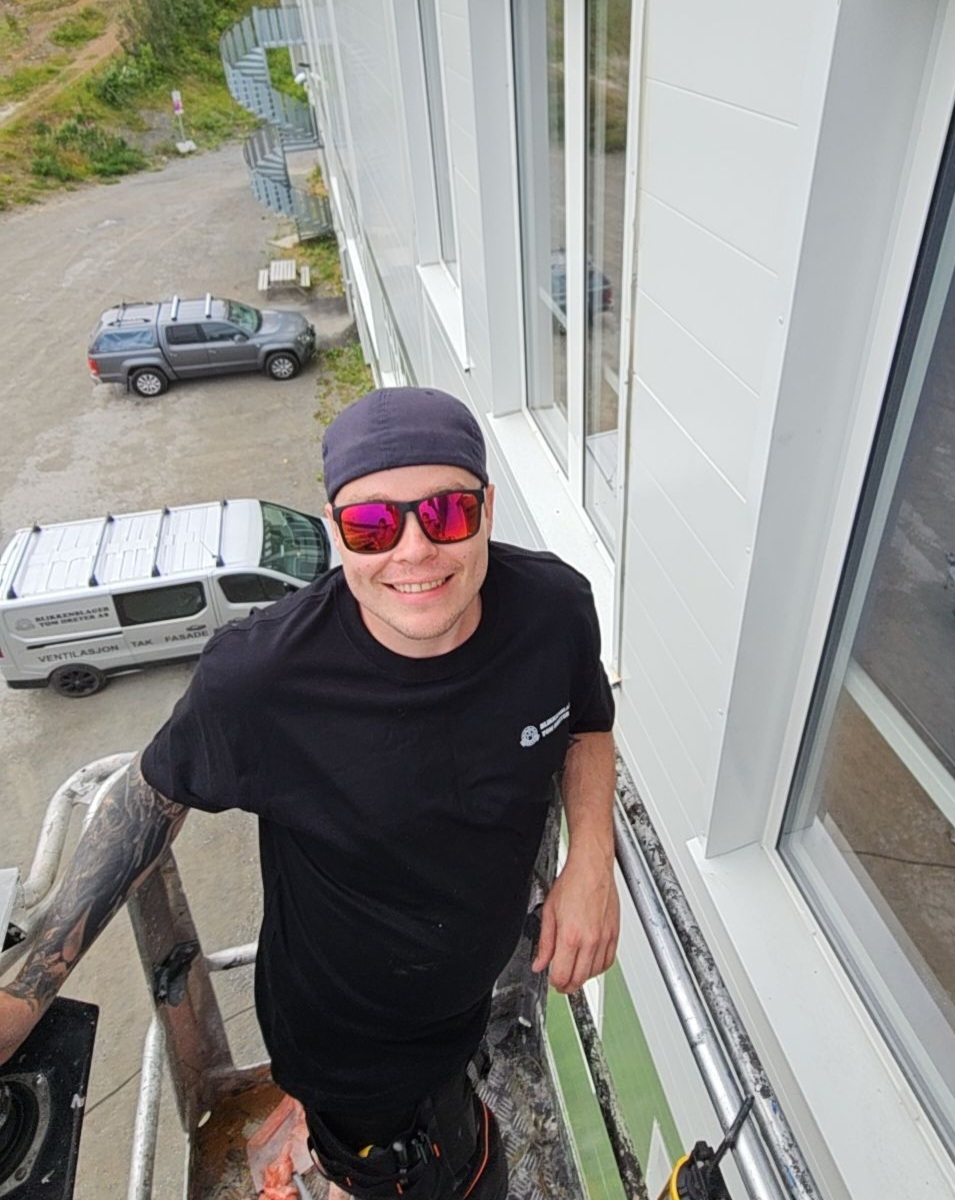 Lasse Larsen er nominert til Norges hyggeligste håndverker!